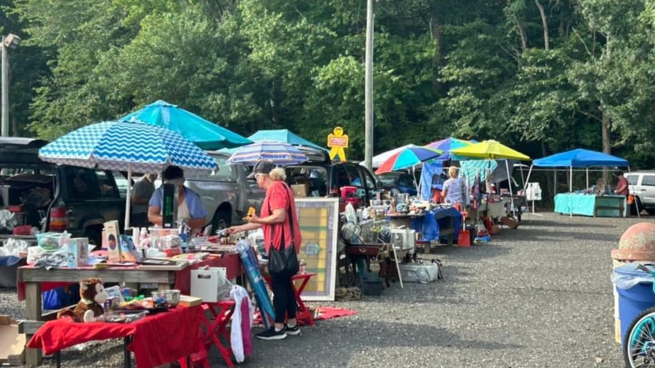 13 Must-Visit Outdoor Flea Markets in New Jersey - BB NJ