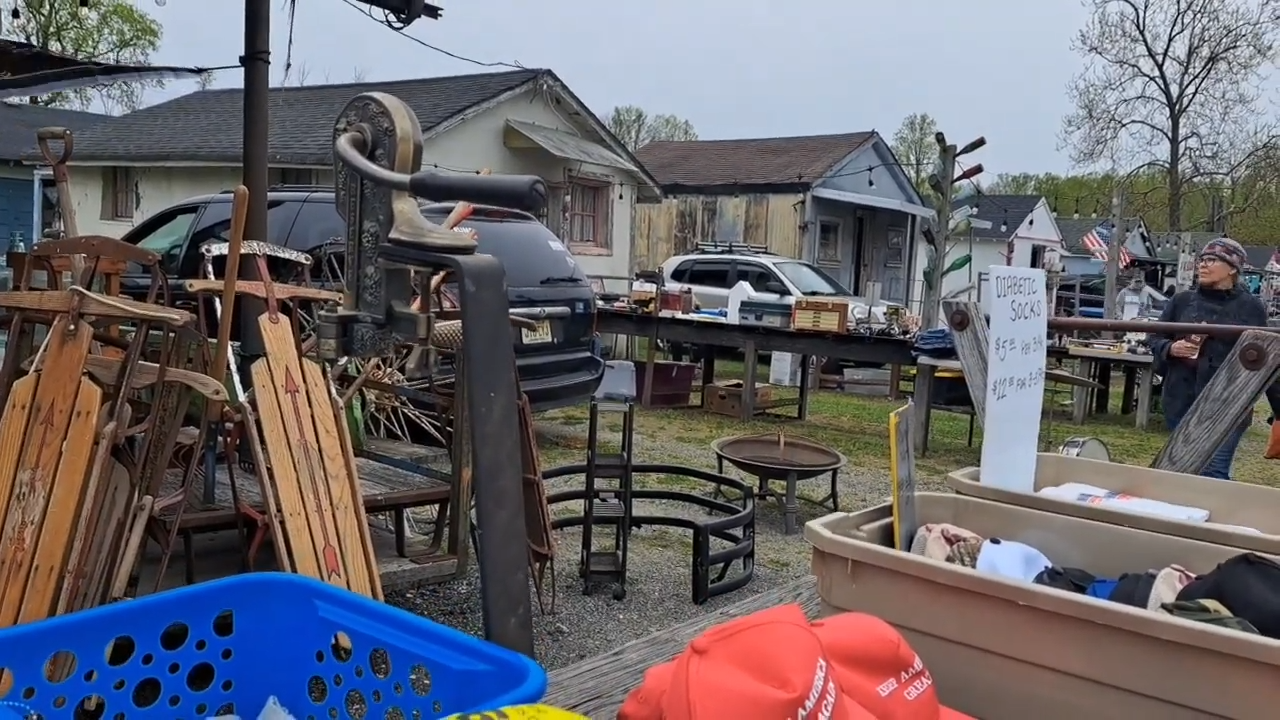 13 Must-Visit Outdoor Flea Markets in New Jersey - BB NJ